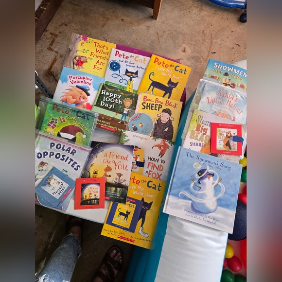 Toys | Childrens Book Collection With Read Along Cds | Poshmark